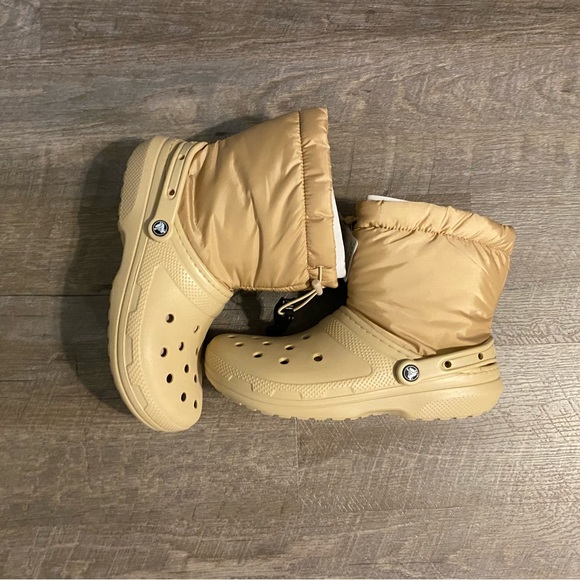 CROCS | Shoes | Men And Women Classic Lined Neo Puff Boot Winter Boots ...